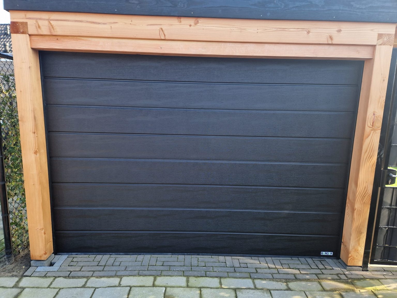 Berger Garagedeuren 4-6 Meter Breed–Geïsoleerd en Duurzaam